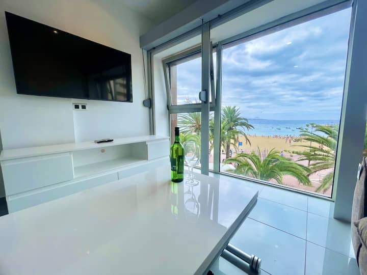 Beachfront Stunning Views - 拉斯帕爾馬斯