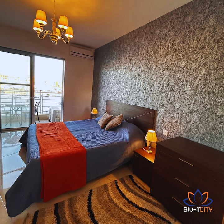 3-bedroom Seaview Apartment - Malta