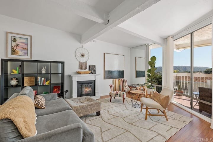 Beautiful 2 Br Townhome Near Lacosta Resort! - Carlsbad, CA