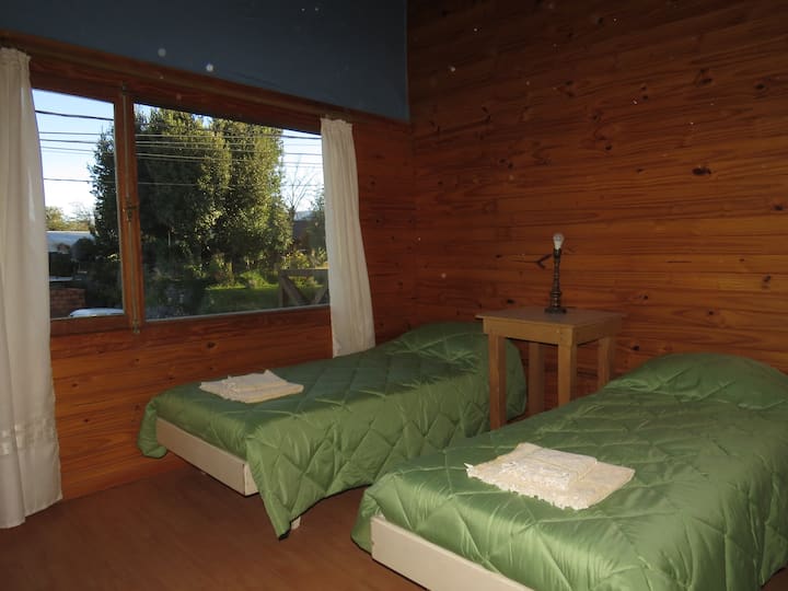 Ubuntu. Habitación Bandurria. Tu Lugar Patagonico. - Villa La Angostura