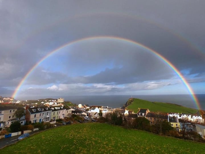 1 Bed Apartment ,Sea Views, Free Parking, Central! - Woolacombe