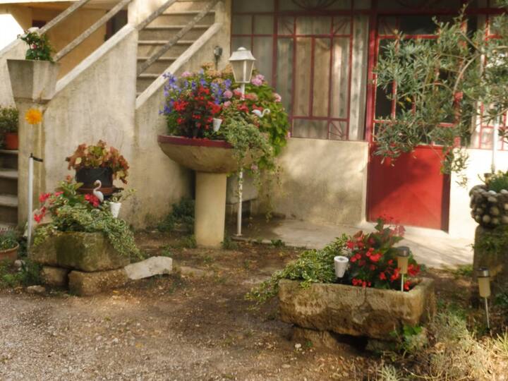 Appartement à La Ferme. - Cavaillon