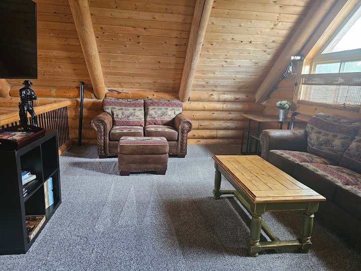 Cozy Cabin Retreat 8 Minutes To Downtown Vernal - Vernal, UT