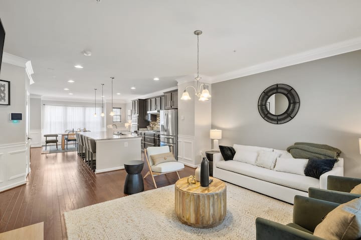 Cozy 3-level Luxury Near Bwi, Casino, Mall & More - Baltimore/Washington Airport (BWI)