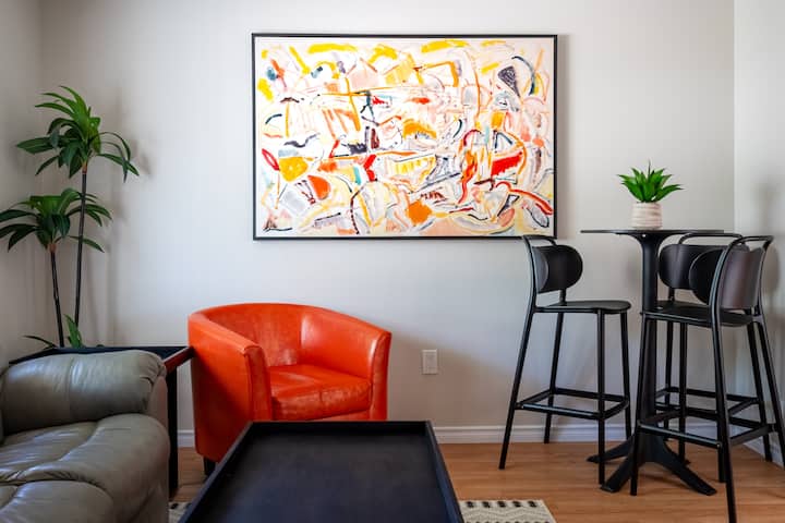 Cozy 2br Apartment - カナダ ウィンザー