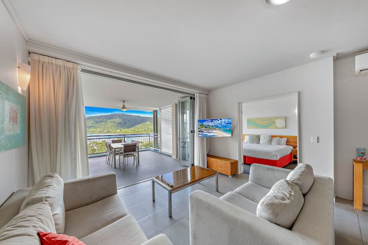 Sea Whisper On Airlie - Airlie Beach