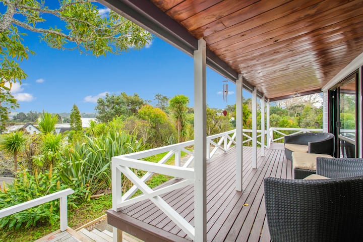 Greenhithe Hidden Gem With Sea Views And Air-con - Auckland