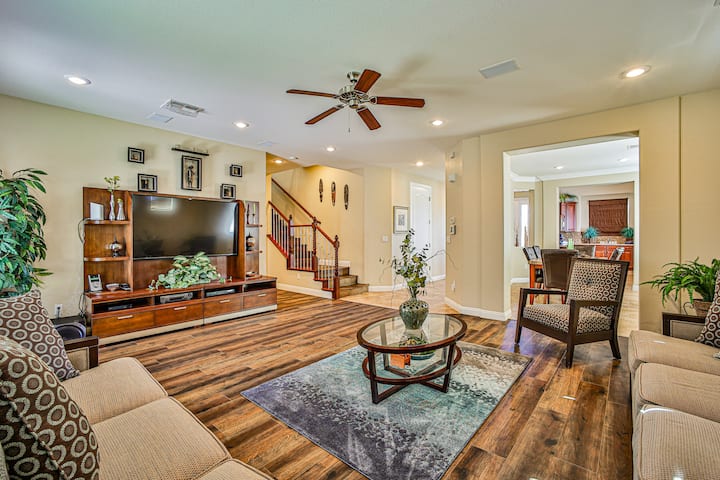 4bd 3ba 2600sf  Luxury House Near The Strip! - Las Vegas, NV