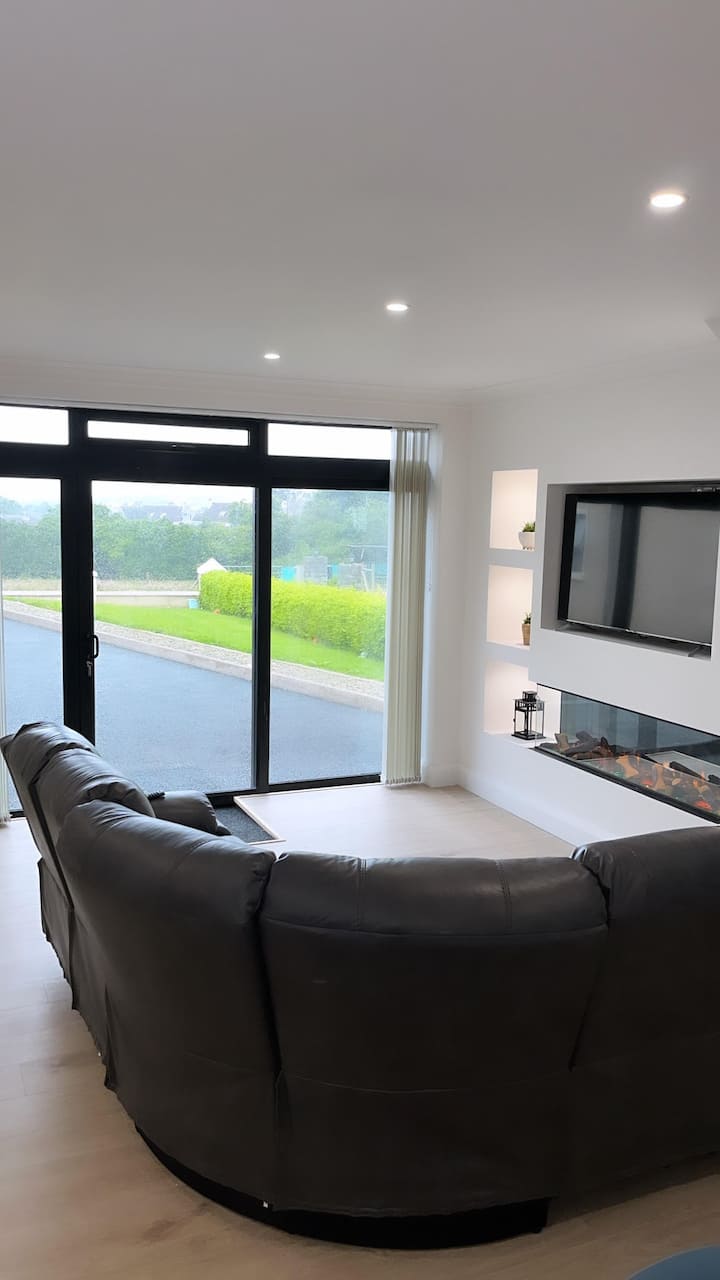 Valerie's Way - Sleeps 7 - Rathmullan