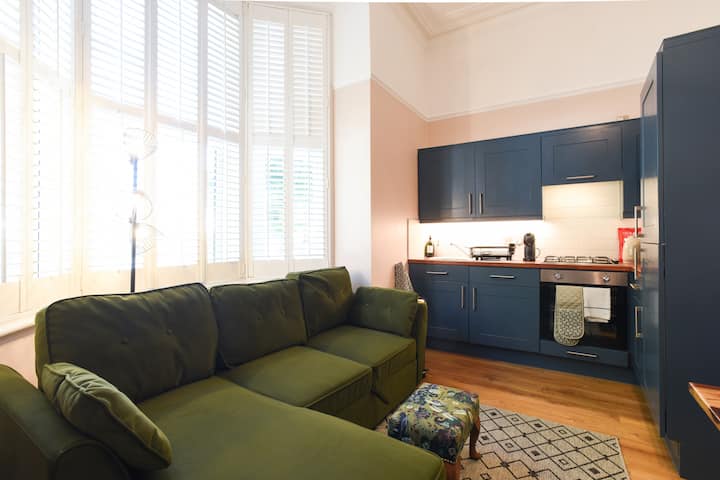 Parkview Oasis | Parking & Short Walk To Seafront - Portsmouth