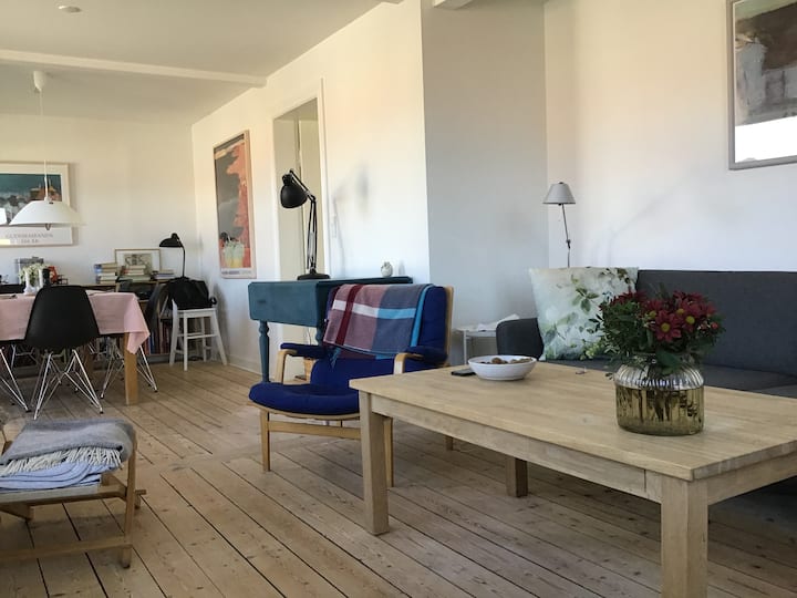 Byhus I “Bjergbyen” Gudhjem. - Bornholm