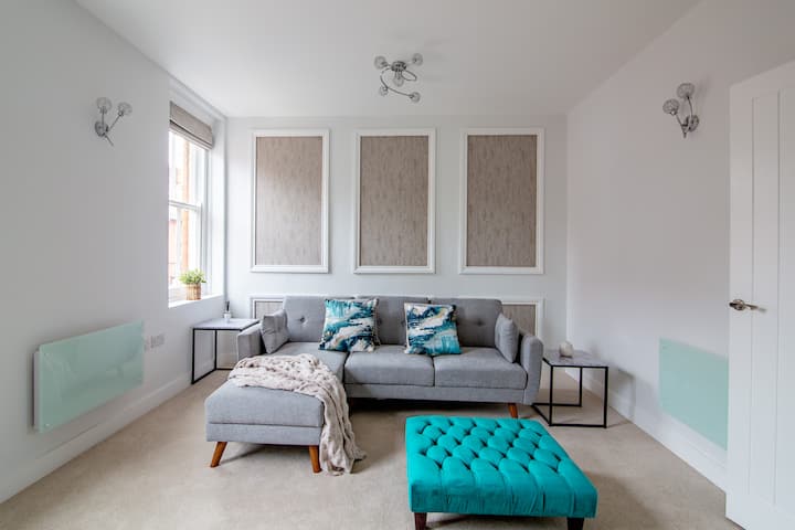 The Regent • 2br • Quiet Luxury - Leicester