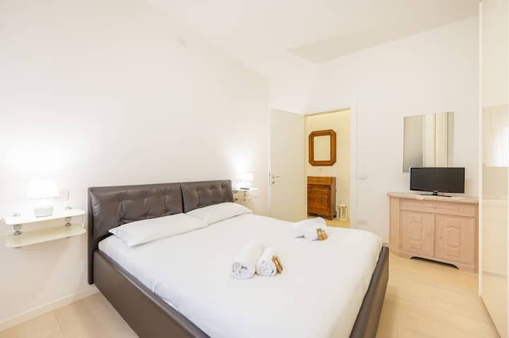 Casa Maria: Verona Centre - Train Station & Wifi - Verona