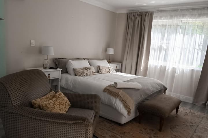 Karlsen's - Somerset West