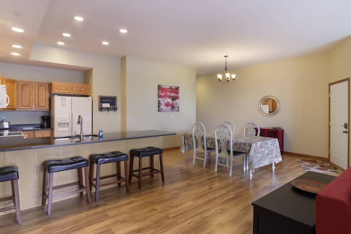 Betsie Harbor Lodging - Unit 2 - Frankfort