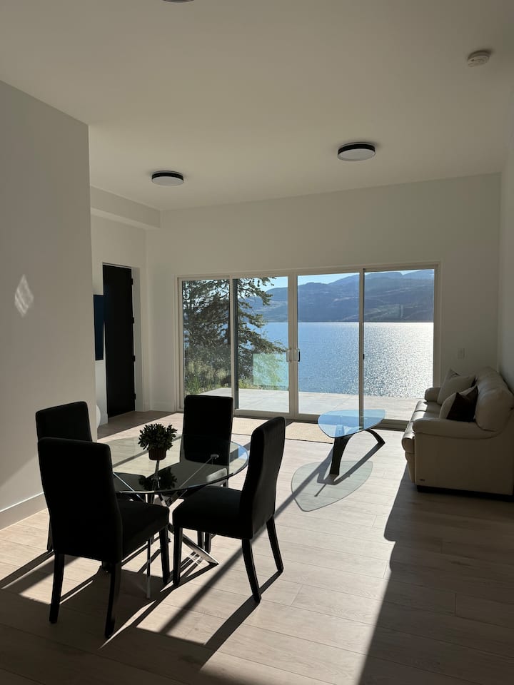 Zen Den By The Lake - Peachland