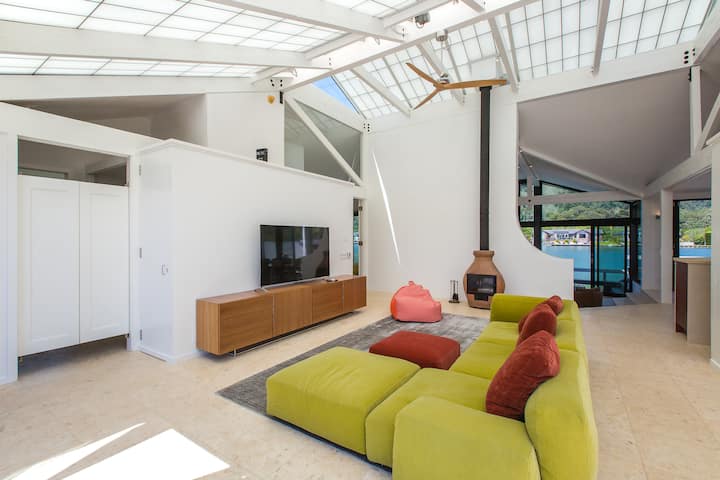Monthly Luxury Living On The Seadrift Lagoon - Bolinas, CA
