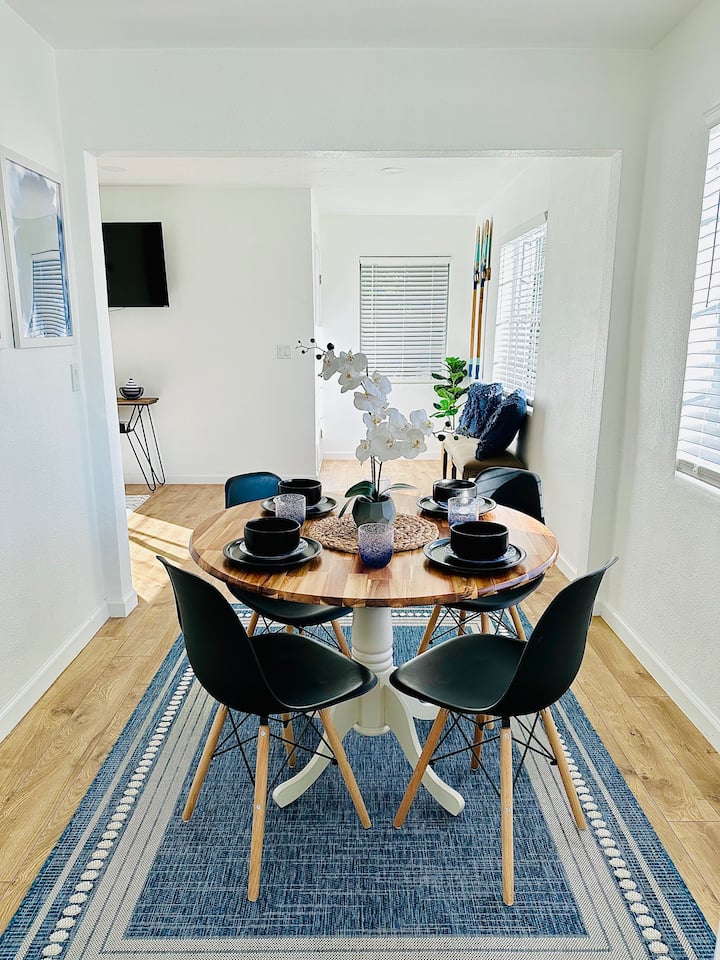 Renovated Carriage Home Oasis - Jacksonville, FL