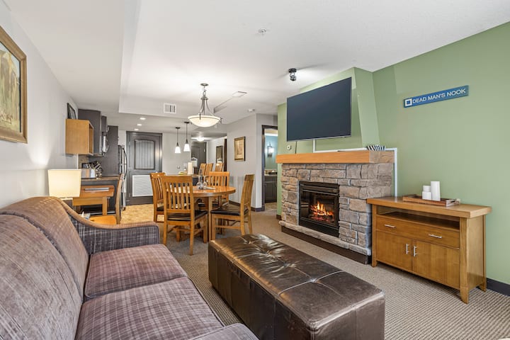 Cozy Oasis: 2br W/ Hot Tub & Gym | 10 Mins To Dt - Canmore