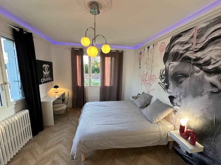 Maison Calme Proche Centre Ville / Gare (Parking) - Cher