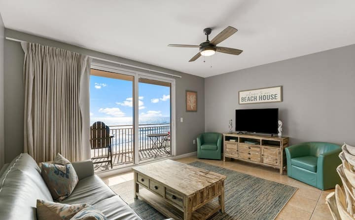 2nd Floor Condo! Luxurious Beachfront View Resort - Panama City Beach, FL
