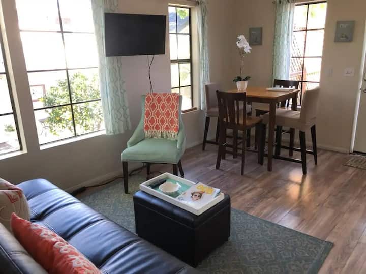 Sb Retreat/walk Downtown/bikes - Santa Barbara, CA