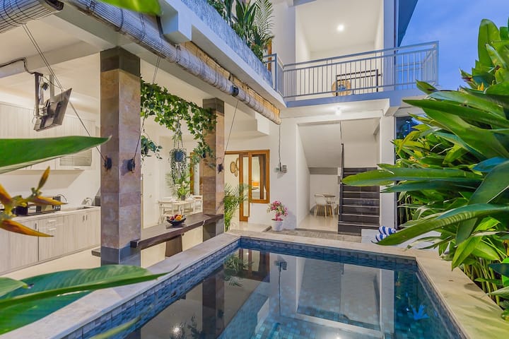 Location! Oberoi 2br Villa Seminyak-la Favella - Seminyak