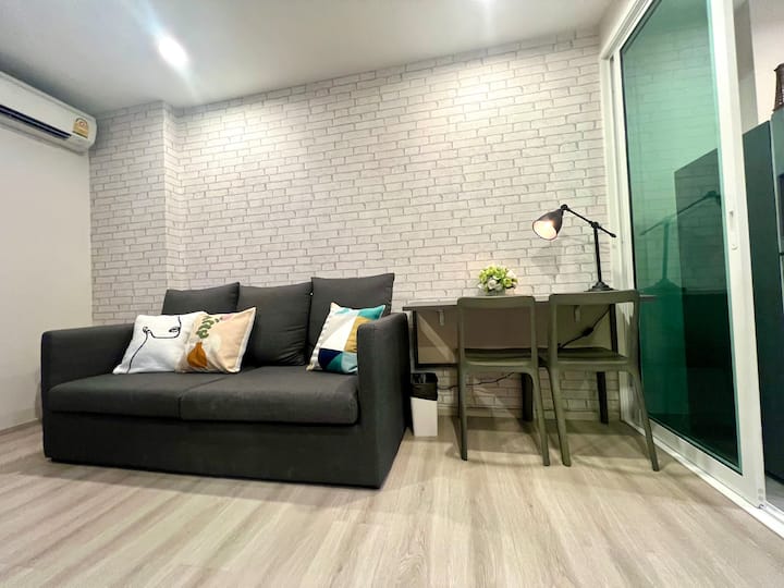 Nice Room At Ari Near Bts, Cafe, Restaurants, Wifi - Bangkok