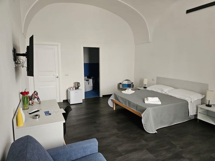 Camera Familiare Con Vasca Idromassaggio E Balcone - Bosa