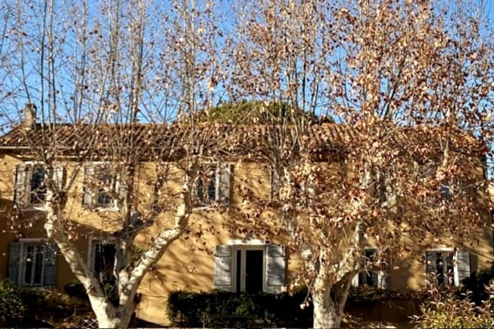 Click! Omg Beach 2-12p The Secret Madine Cocoon - La Ciotat