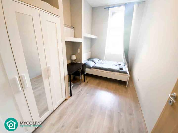 Josika 10 Room 1 Private Bathroom Co-living Centre - Budapest