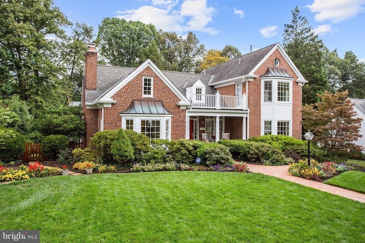 Just Outside Dc - House In Md - Rockville, MD