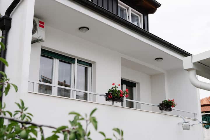 Apartman "Aneta" 1 - Jezera