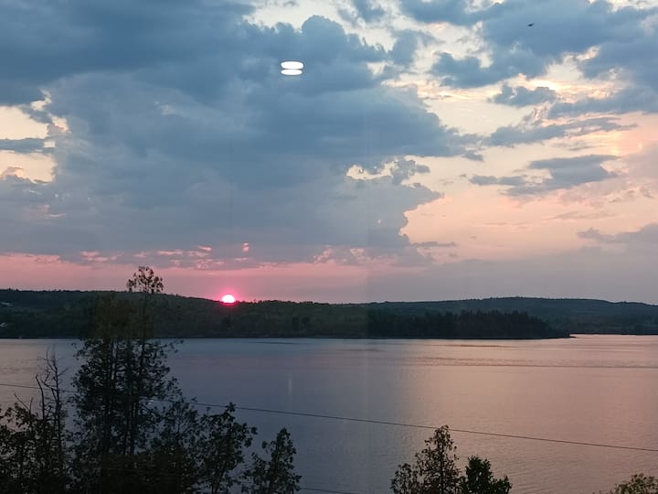 Relaxation On The Belleisle Bay - Hampton