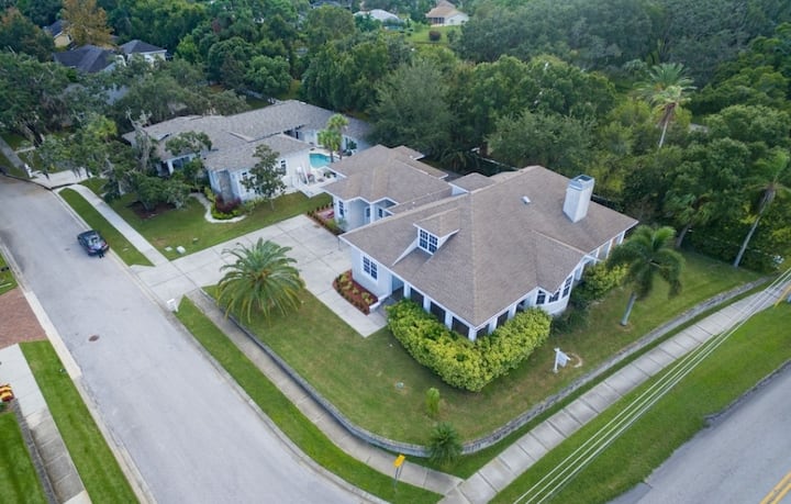 Waterfront Studio Apartment - Tarpon Springs, FL