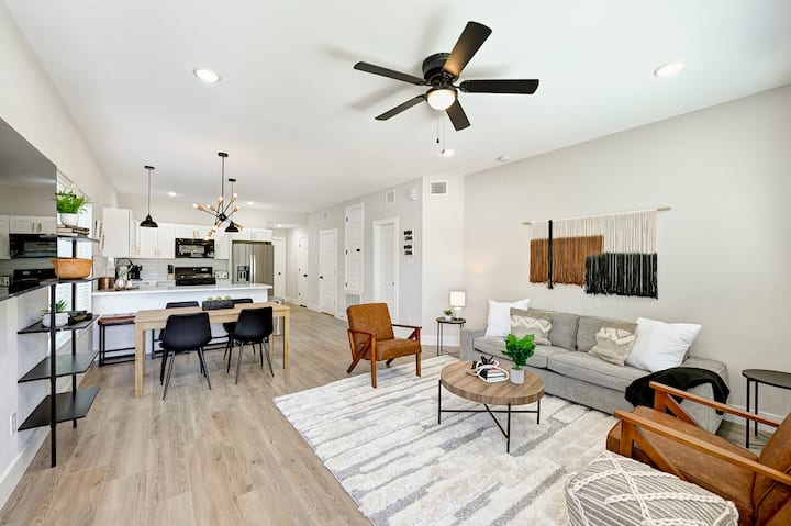 Contemporary 2br| Free Parking & Fast Wifi Near Dt - Independence Heights - Houston