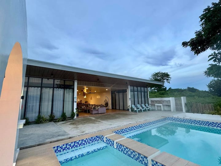 Villa De Playa Beach Resort - Mati