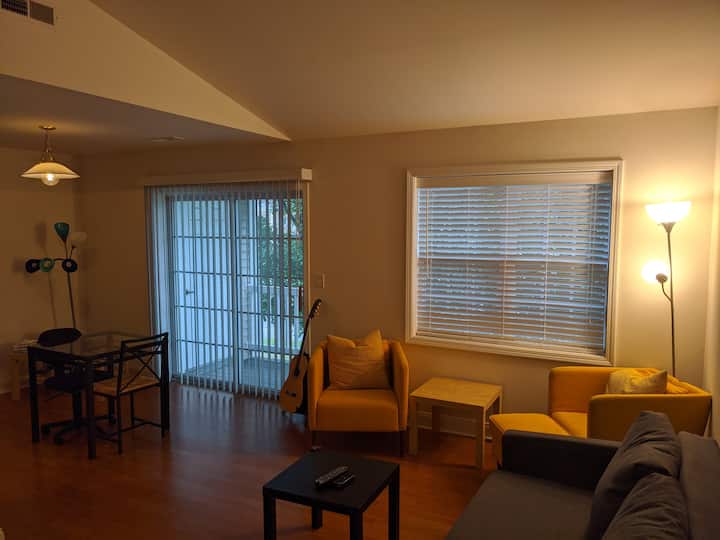 Private Room In Lovely 2br Apt. - Troy, NY