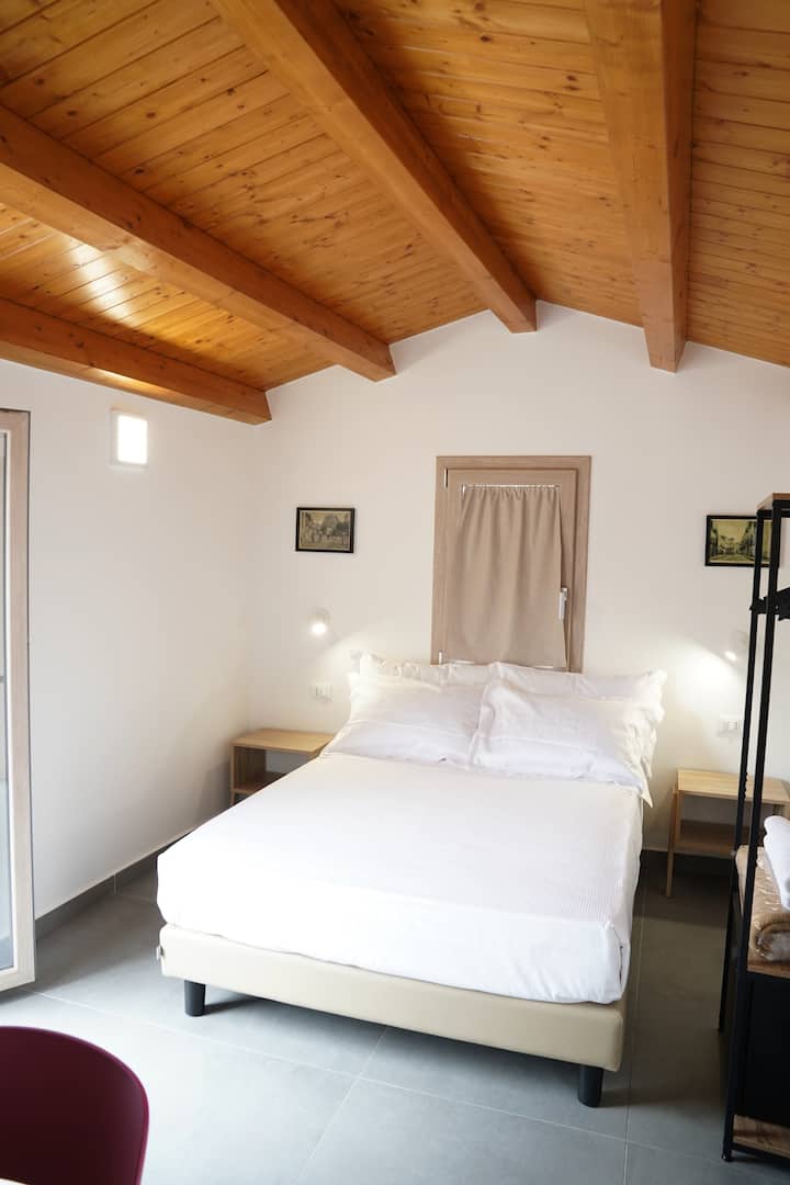 Ducas Rooms & Suite - Camera "Via Libertà" - Campofelice di Roccella