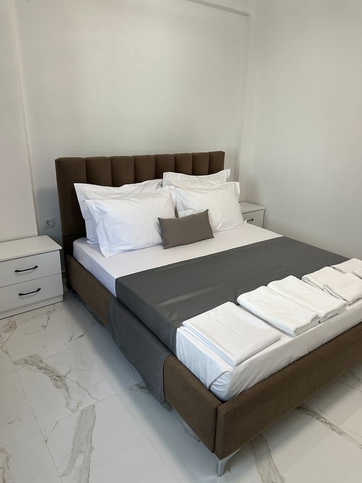 201-deluxe Familiar Apartment - Sarandë