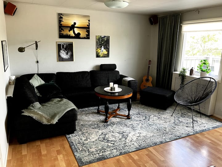 Radhus I Kälvesta (6 Bäddar) - Stockholm