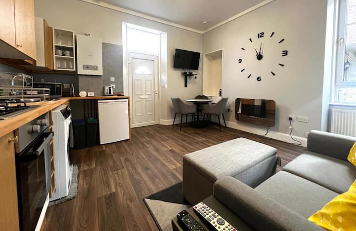 Ground Floor City Centre Flat - Perth