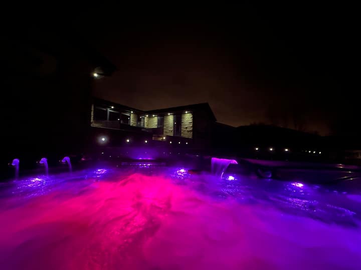 Spectre Retreat - Hot Tub - Harrogate - Harrogate
