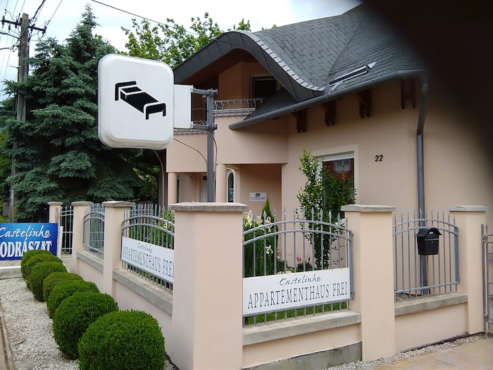 Castelnho Apartmanház - Keszthely