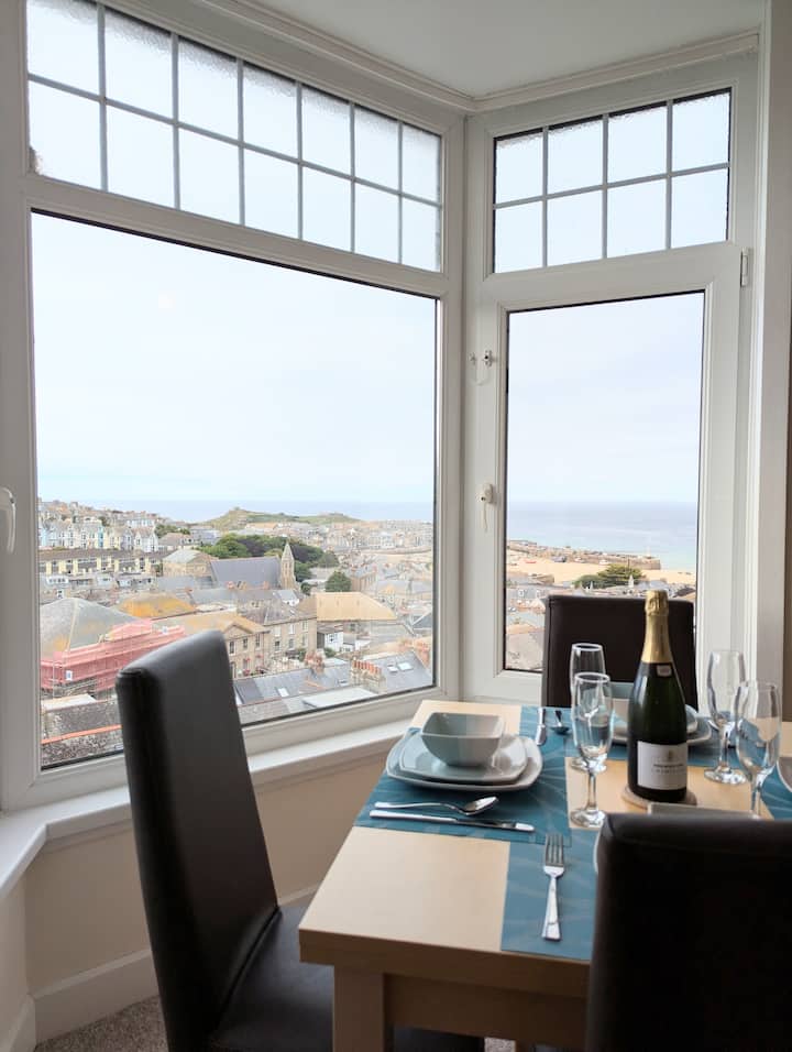 Stunning Flat With Panoramic Harbour And Sea View - St Ives