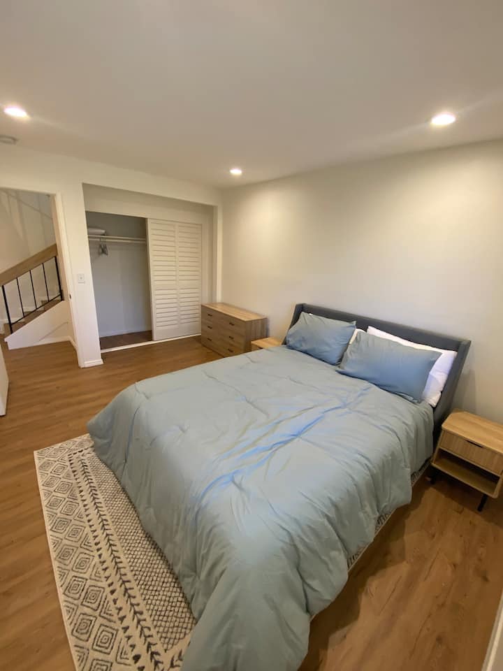 Furnished Condo In A Quiet Area - Santa Barbara, CA