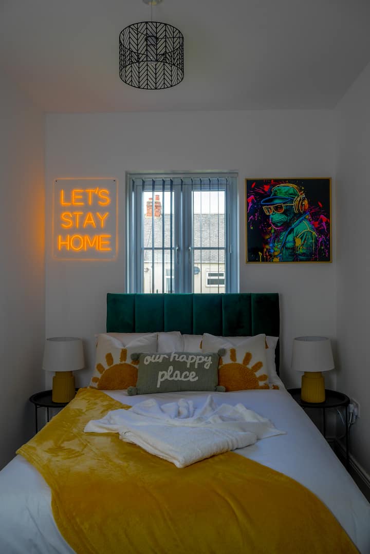 Free Parking | Families | Short Stays - Durham - Durham