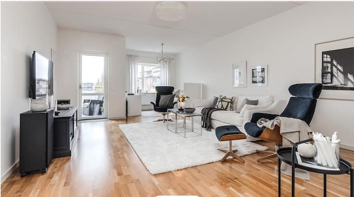 Unik Havsutsikt & Badstege Ner! - Gävle