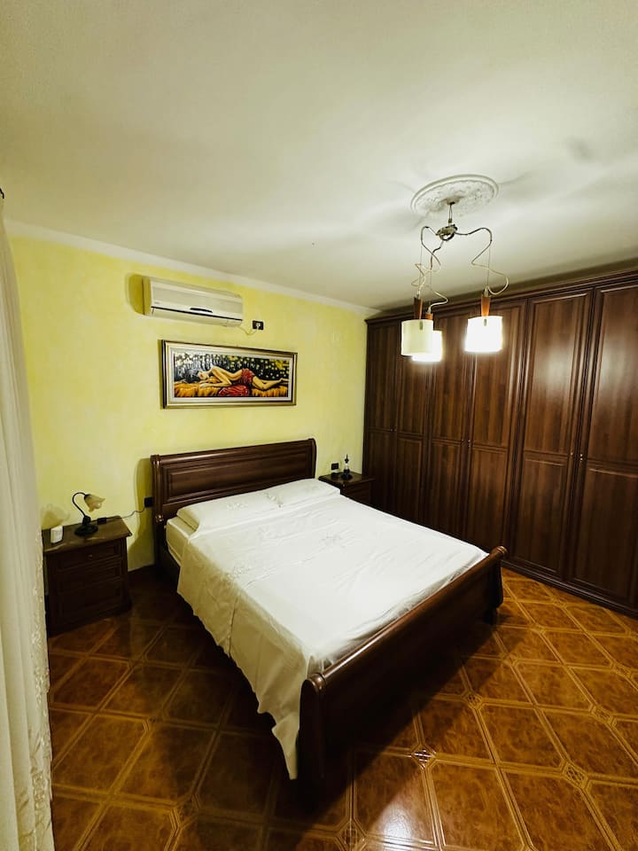 Vila Leskaj Three-bedroom Apartment - Valona