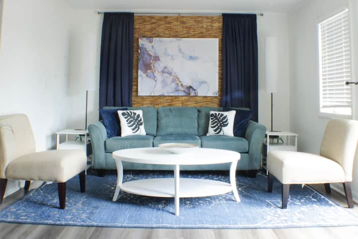Willoughby Bay Beachfront Home - Norfolk, VA